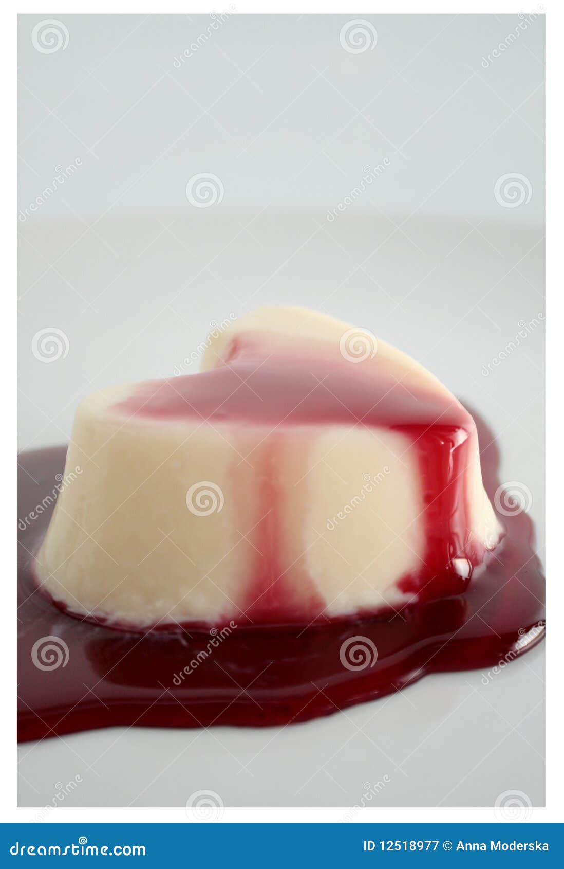 Pana cota stock image. Image of sauce, food, sweet, valentines - 12518977