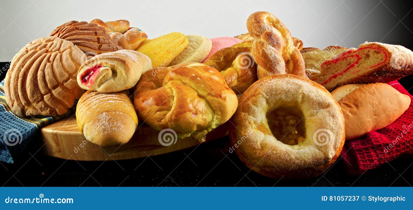 Panadería mexicana imagen de archivo. Imagen de incluye - 81057237