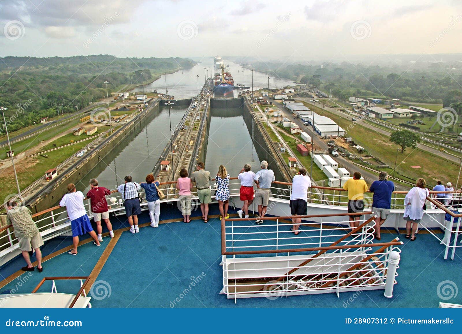 Panama Canal editorial photography. Image of entering - 28907312