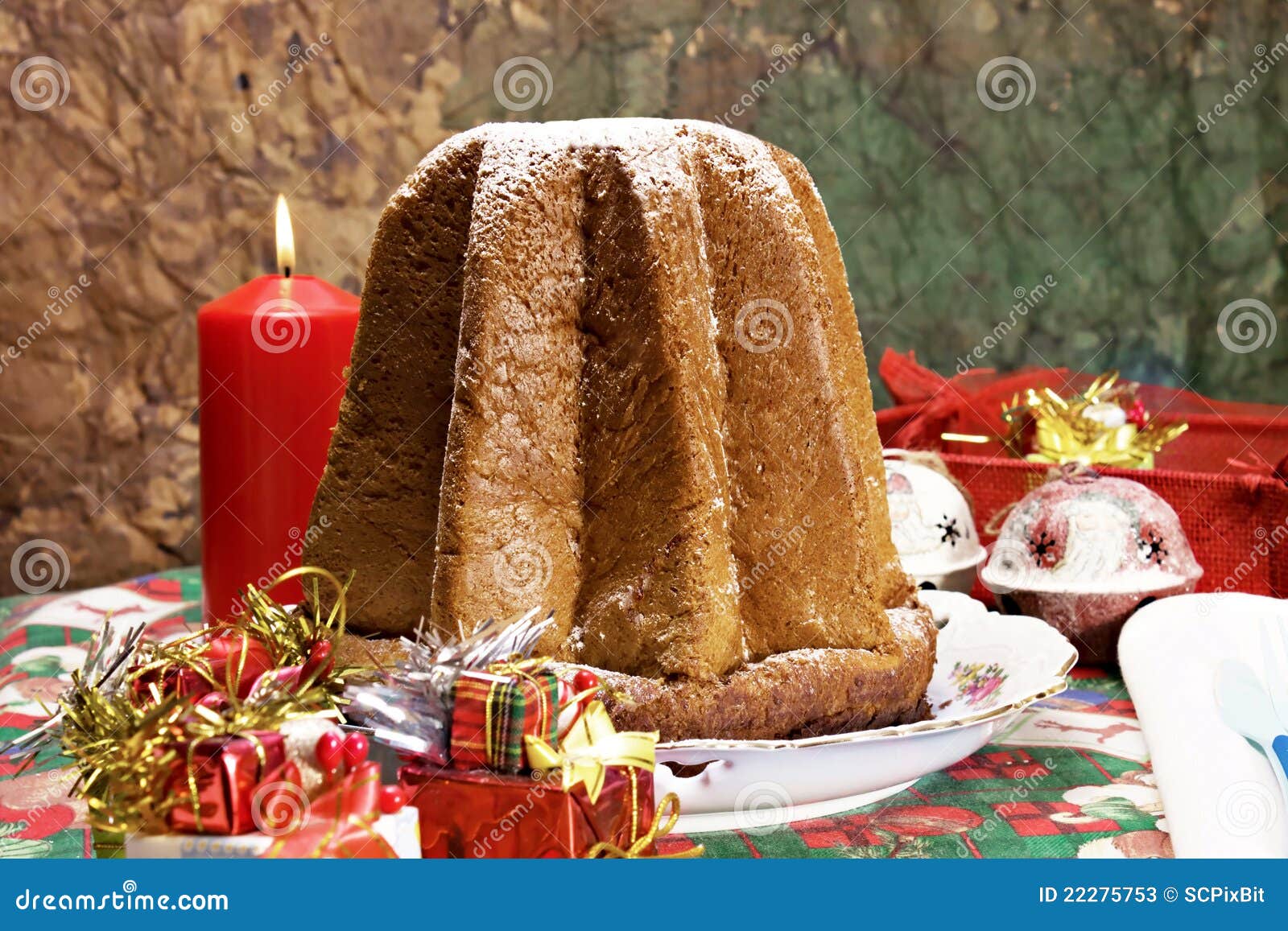 Pandoro - Italian Xmas Cake Stock Image - Image of cake, christmas ...