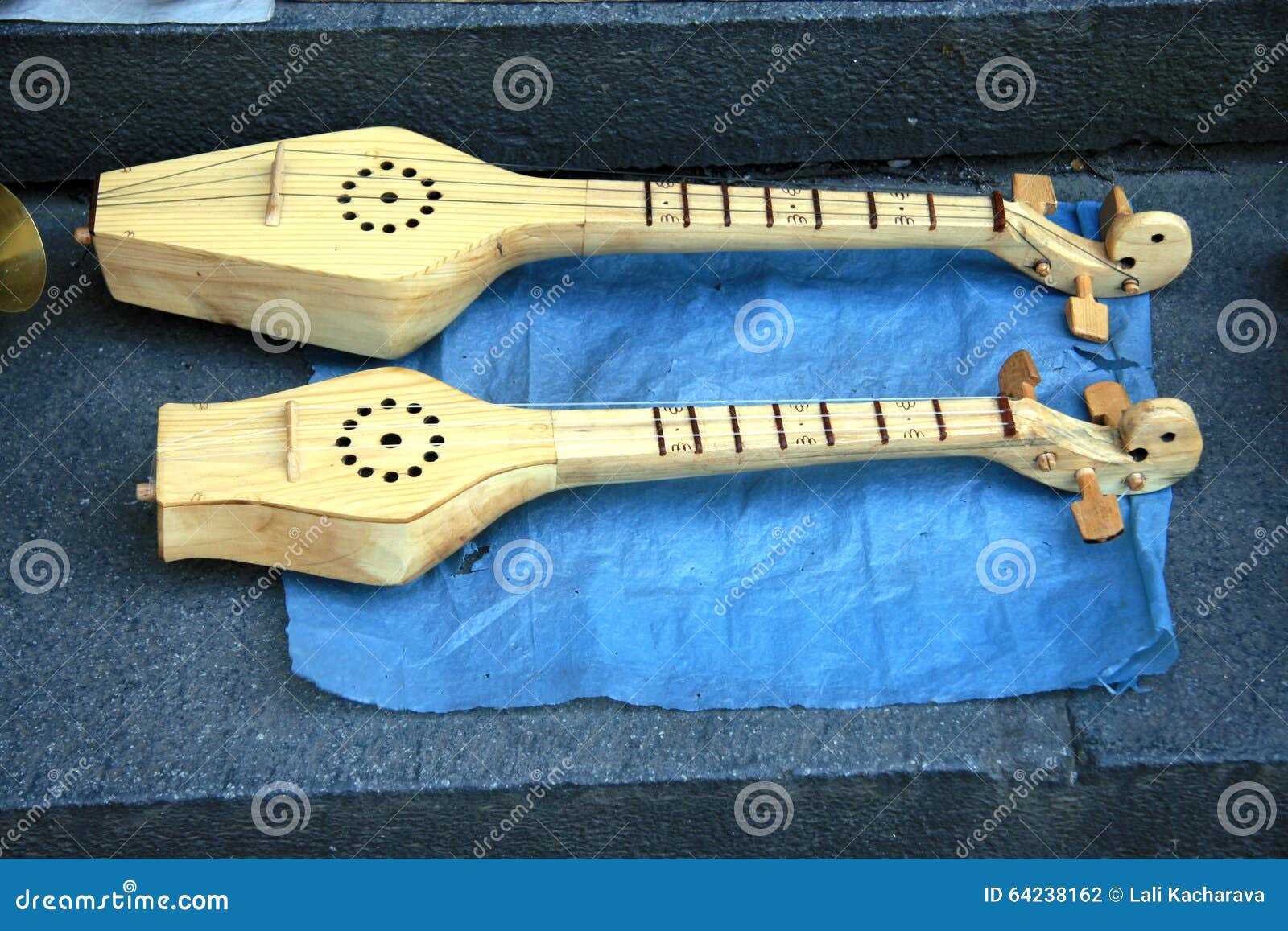 Panduri foto de archivo. Imagen de cadenas, dichtungskitte - 64238162