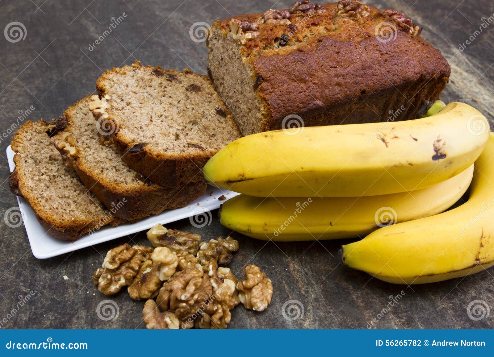 Pane di banana fotografia stock. Immagine di umido, lifestyle - 56265782