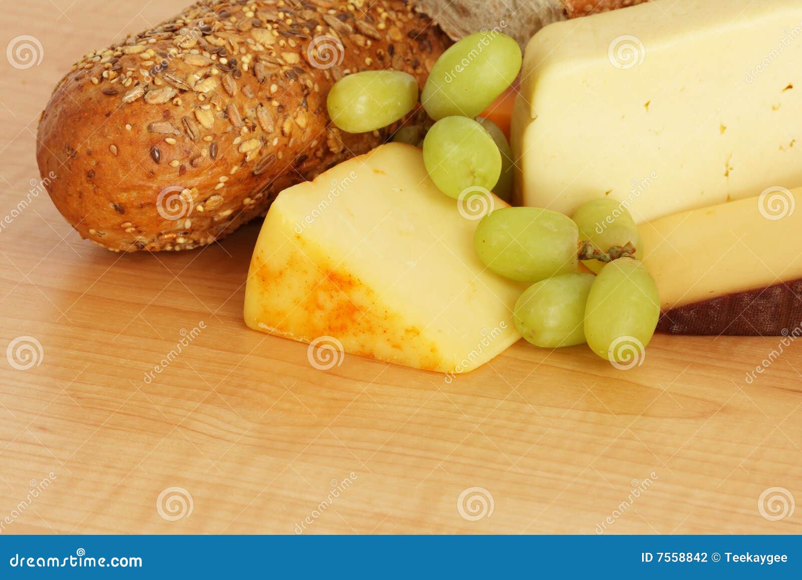 Pane e formaggio fotografia stock. Immagine di baguette - 7558842