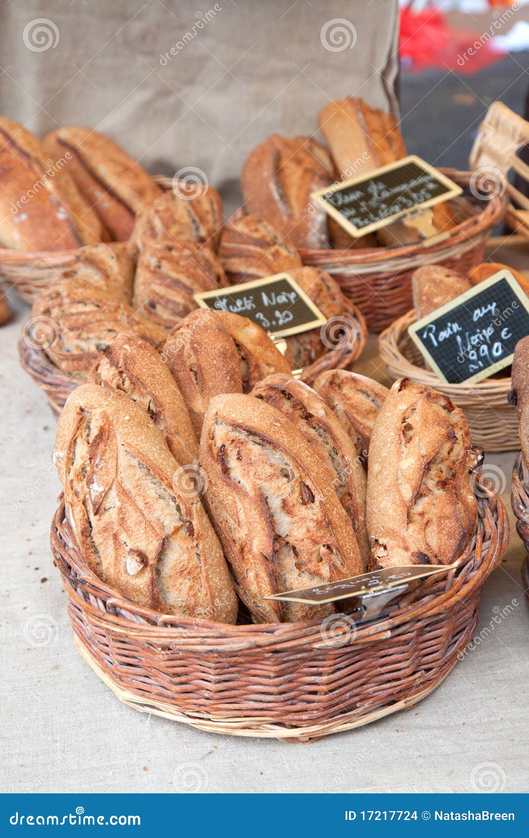 Pane fresco fotografia stock. Immagine di panino, vita - 17217724