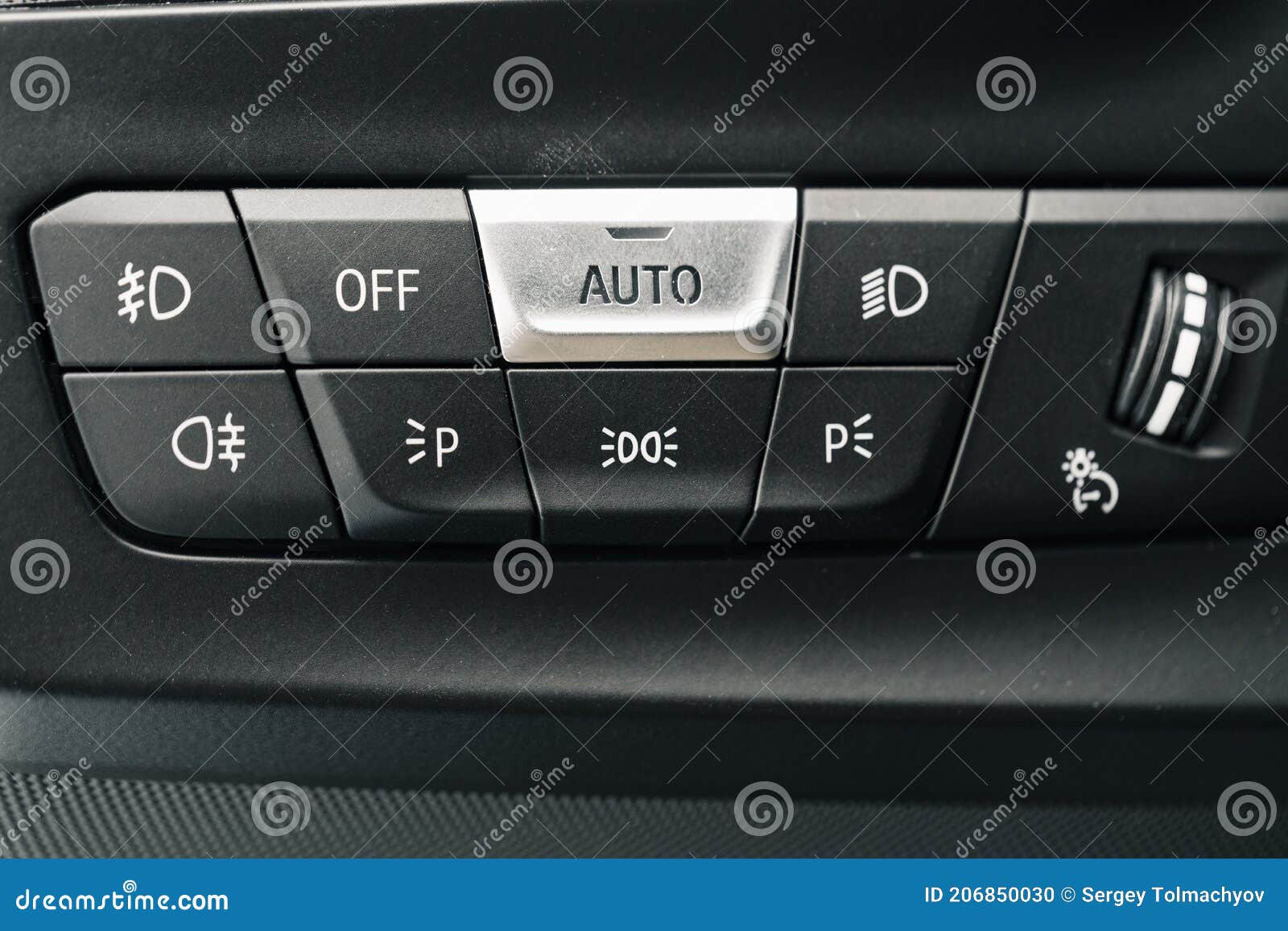 Panel De Botones Del Coche En El Tablero De Mandos Foto de archivo ...