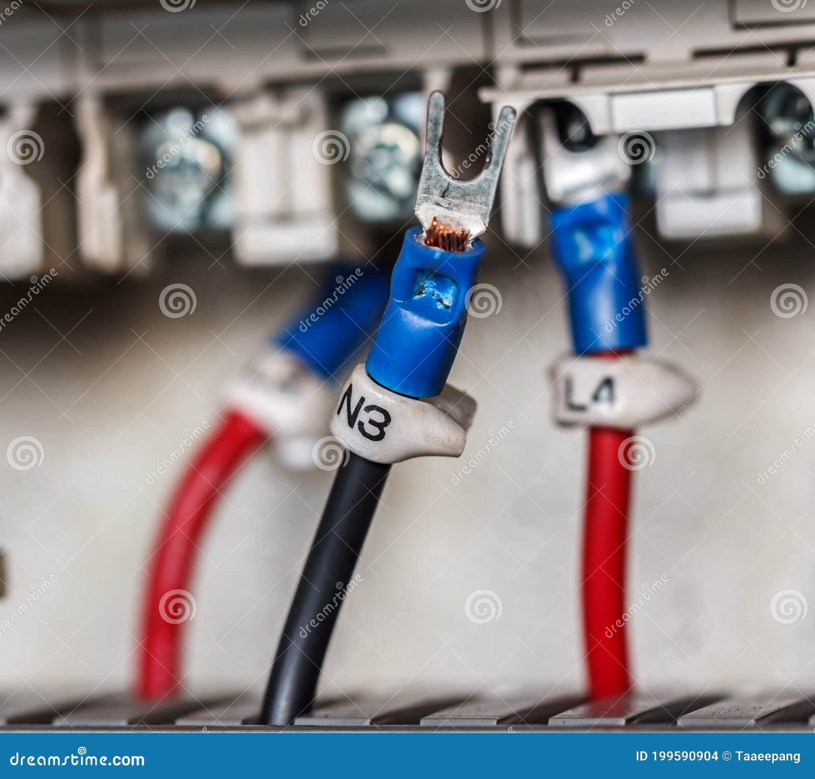 Panel De Control De Cableado Con Cables Foto de archivo - Imagen de ...