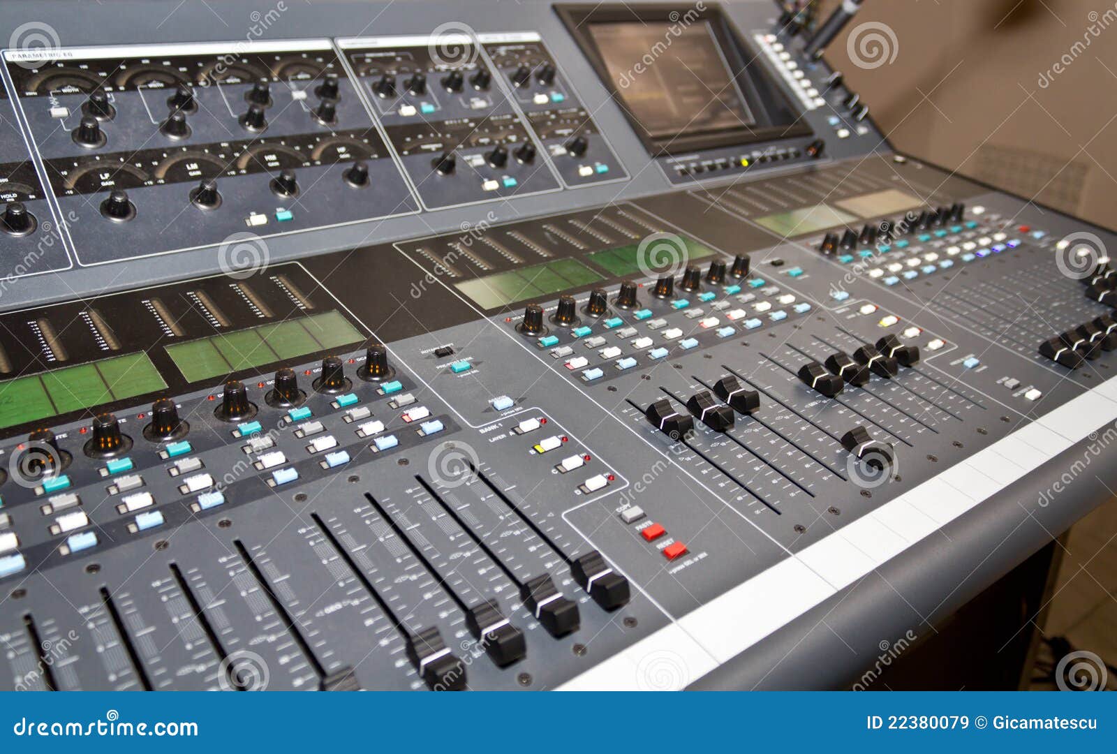 Panel de control de DJ imagen de archivo. Imagen de digital - 22380079