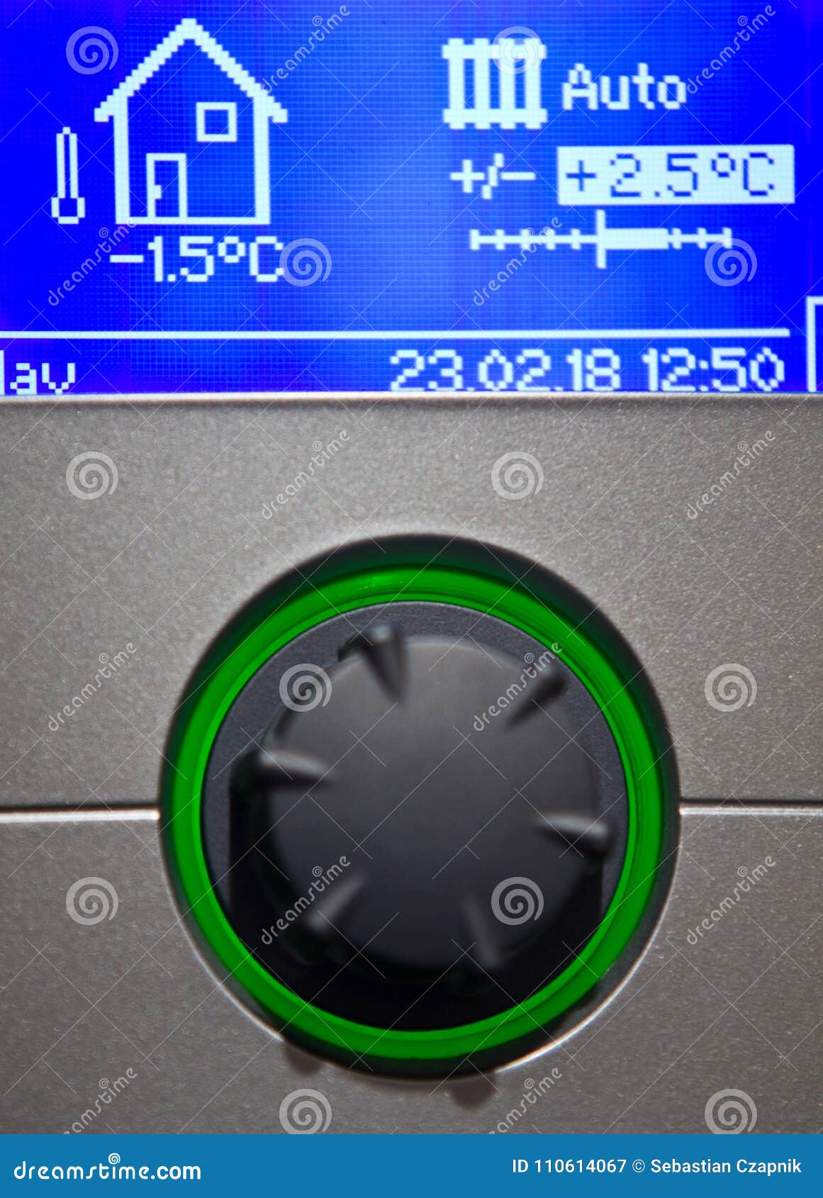 Panel De Control Geot?rmico De Horno De La Calefacci?n Imagen de archivo - Imagen de casa ...
