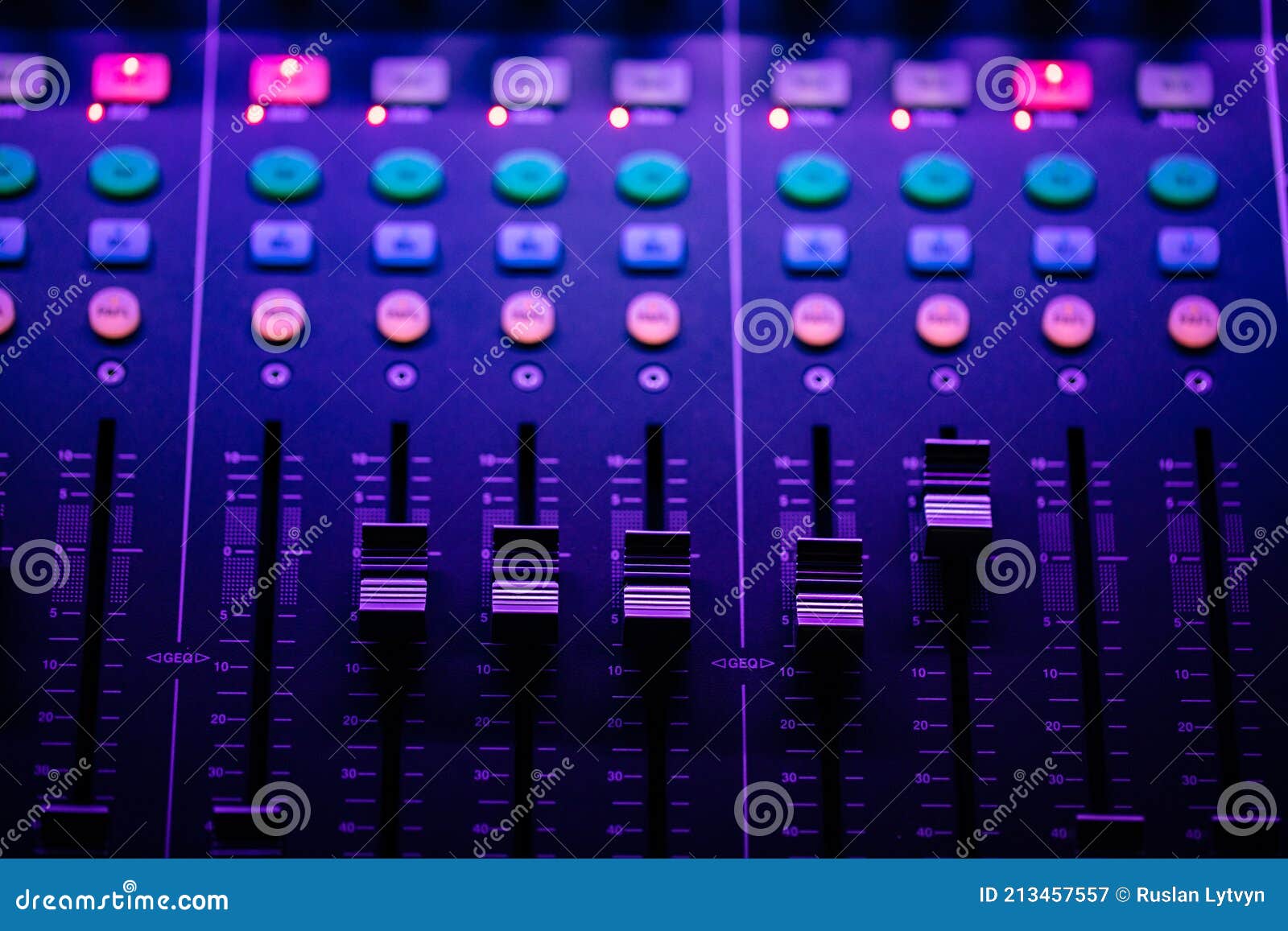 Panel de control de sonido imagen de archivo. Imagen de concierto ...