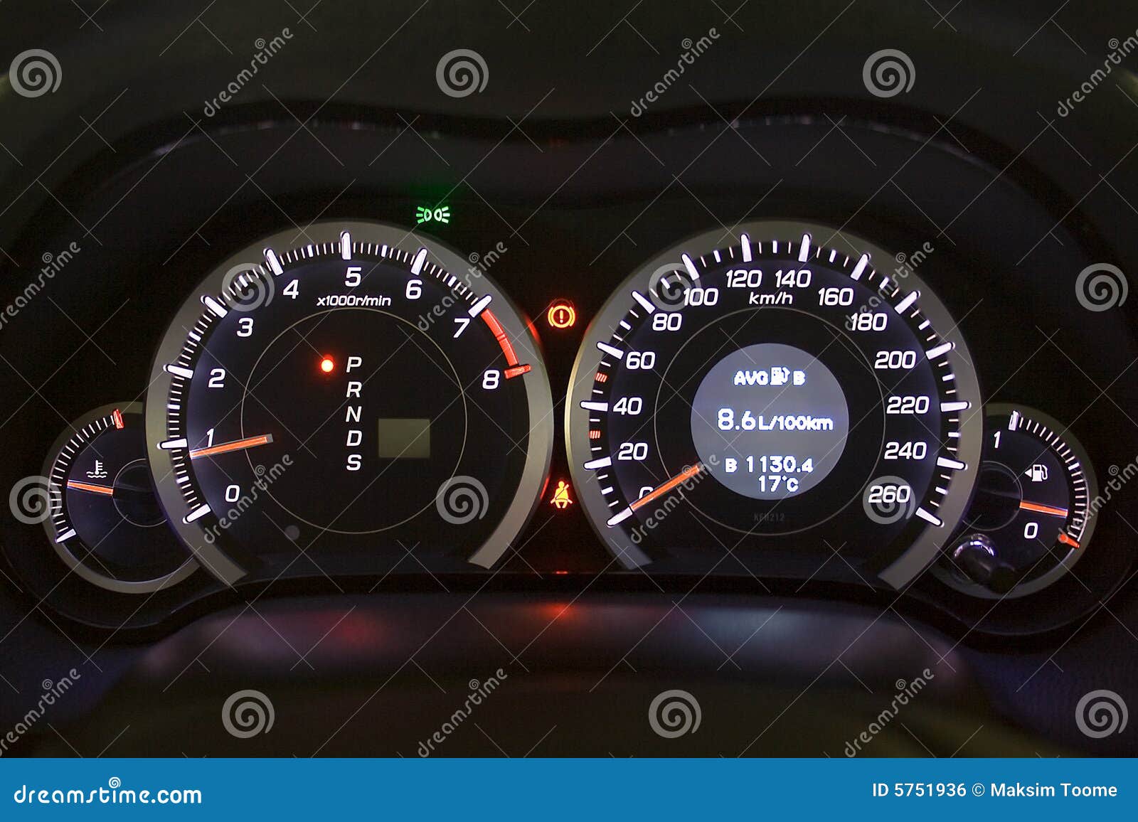 Panel De Instrumentos De Del Coche Foto de archivo - Imagen de coche ...