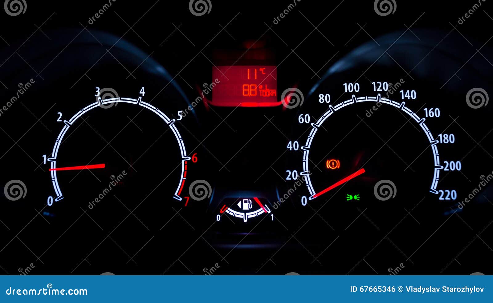 Panel De Instrumentos De Del Coche Foto de archivo - Imagen de panel ...