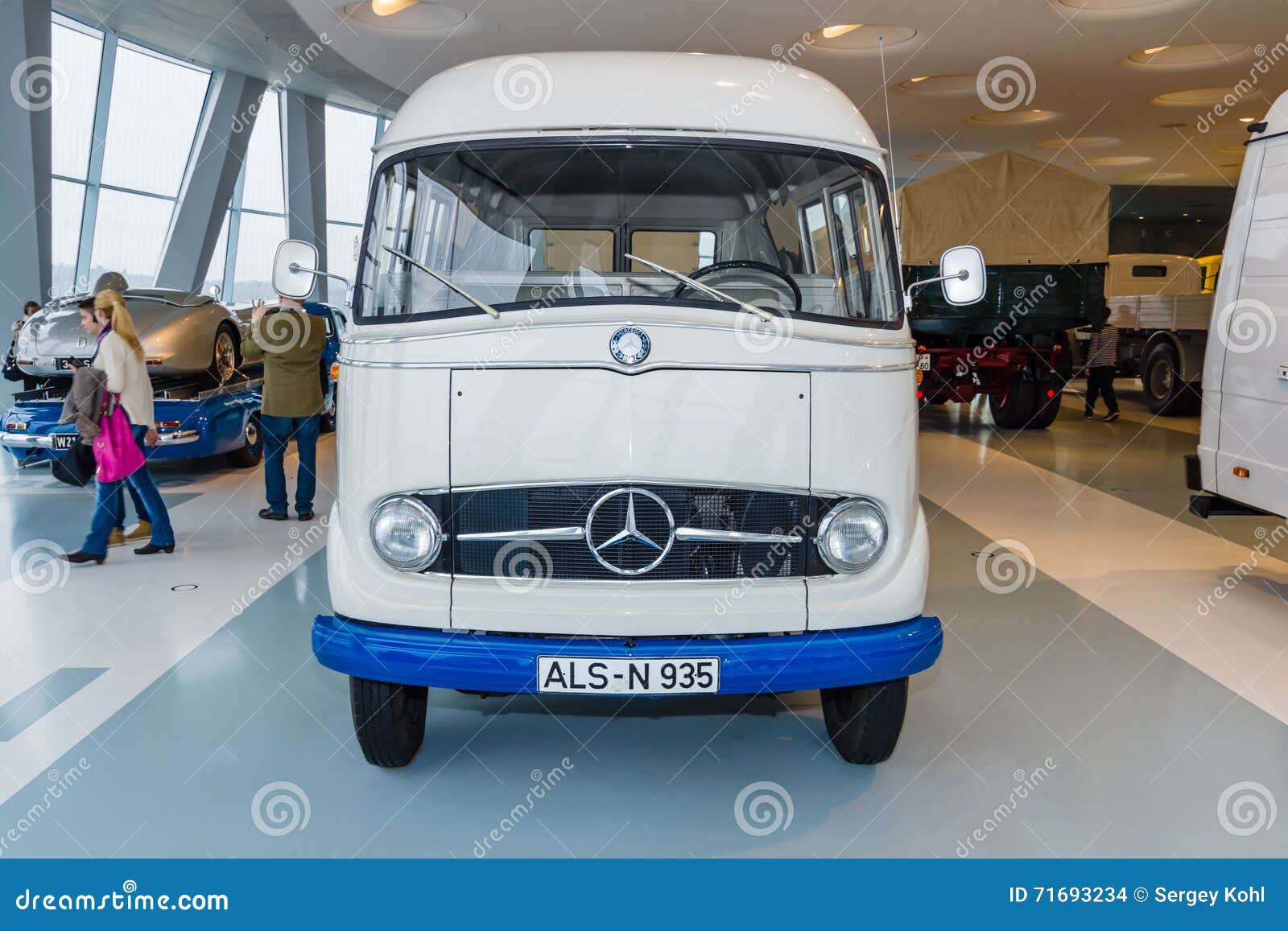 Panel Van Mercedes-Benz L406, 1965 Editorial Stock Image - Image of ...