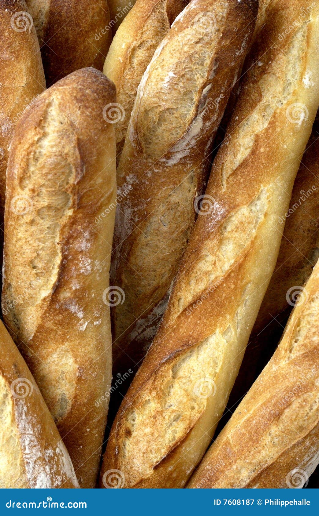 Panes franceses imagen de archivo. Imagen de panaderos - 7608187