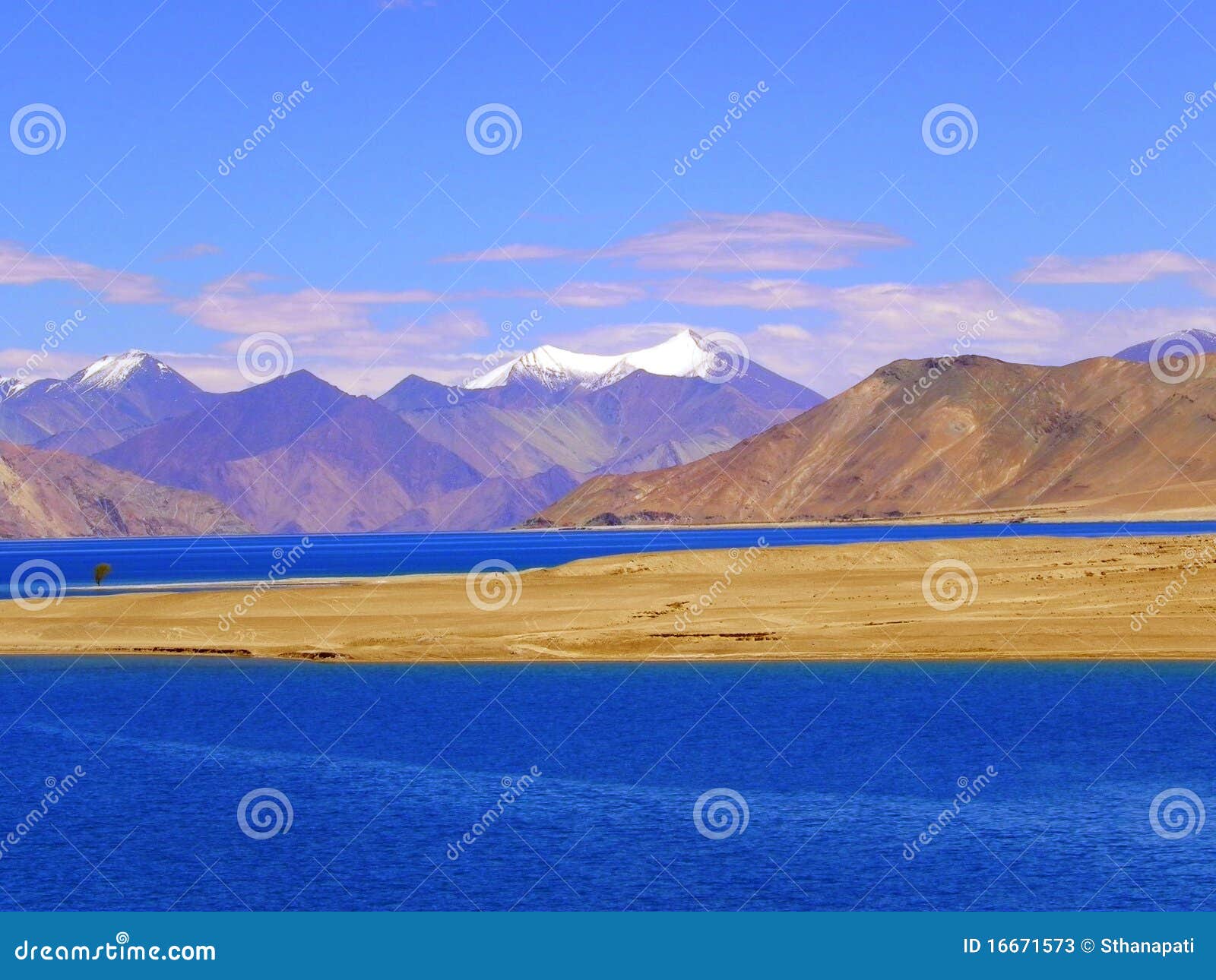 Pangong Lake-Ladakh stock image. Image of lakes, india - 16671573