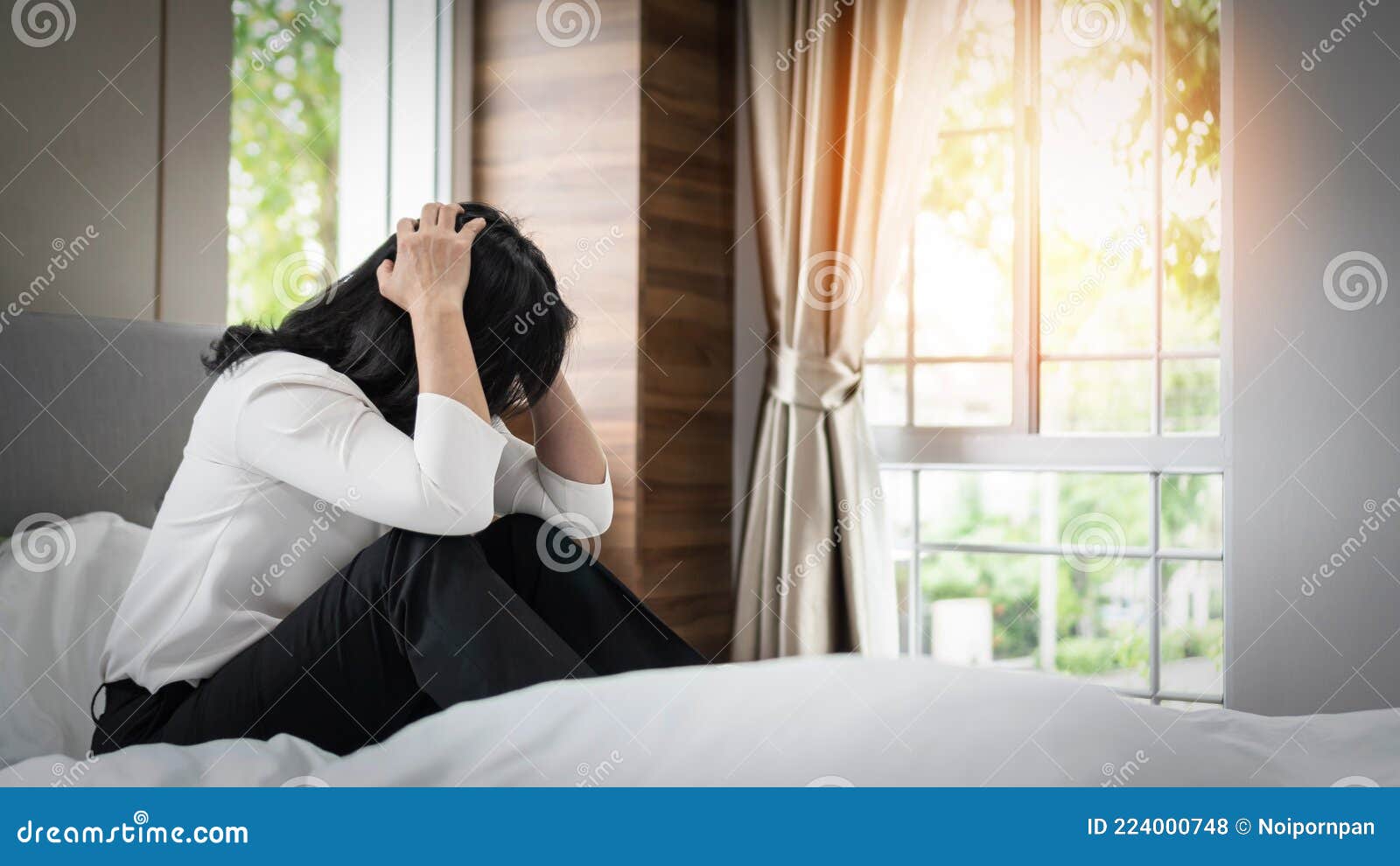Panic Attack Business Woman Stressful Depressed Emotional Jobless With