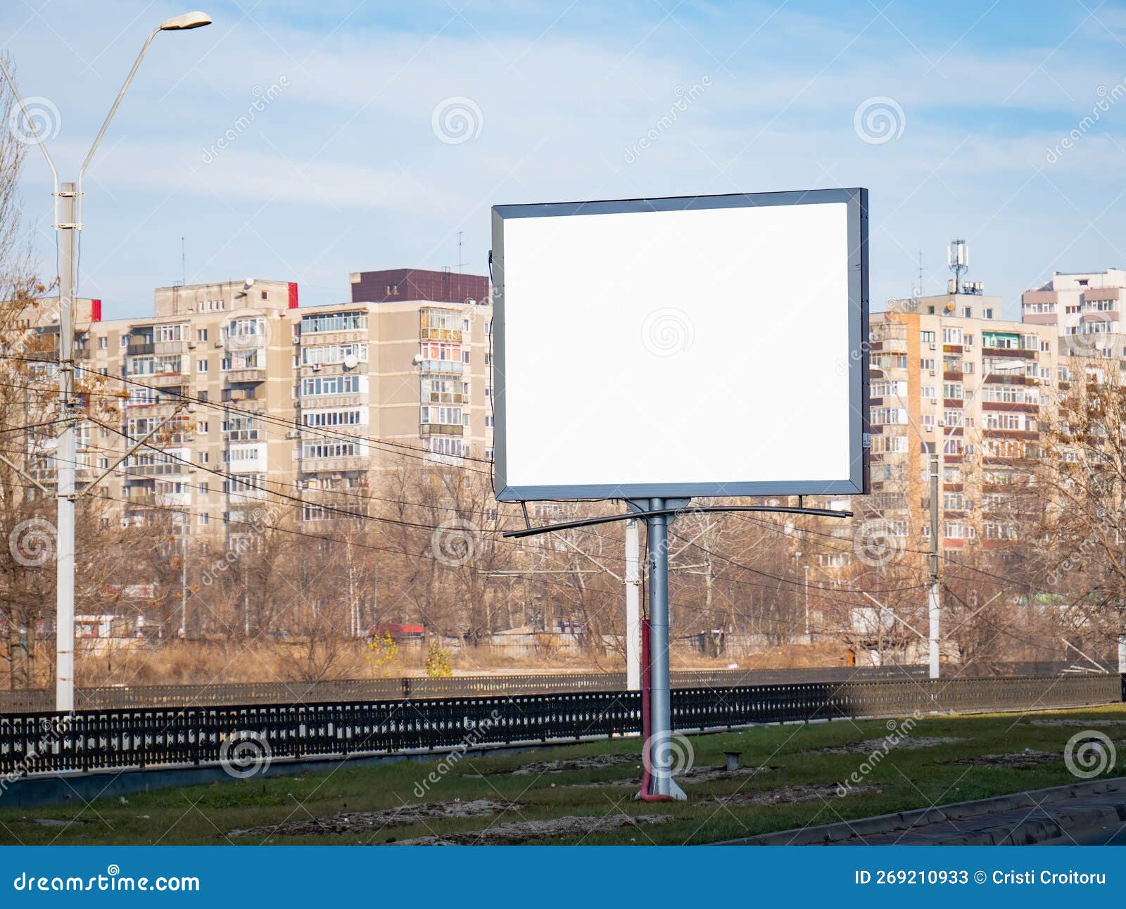 Panneau D'affichage De Rue Se Moquer De Bucharest Romania Image stock ...
