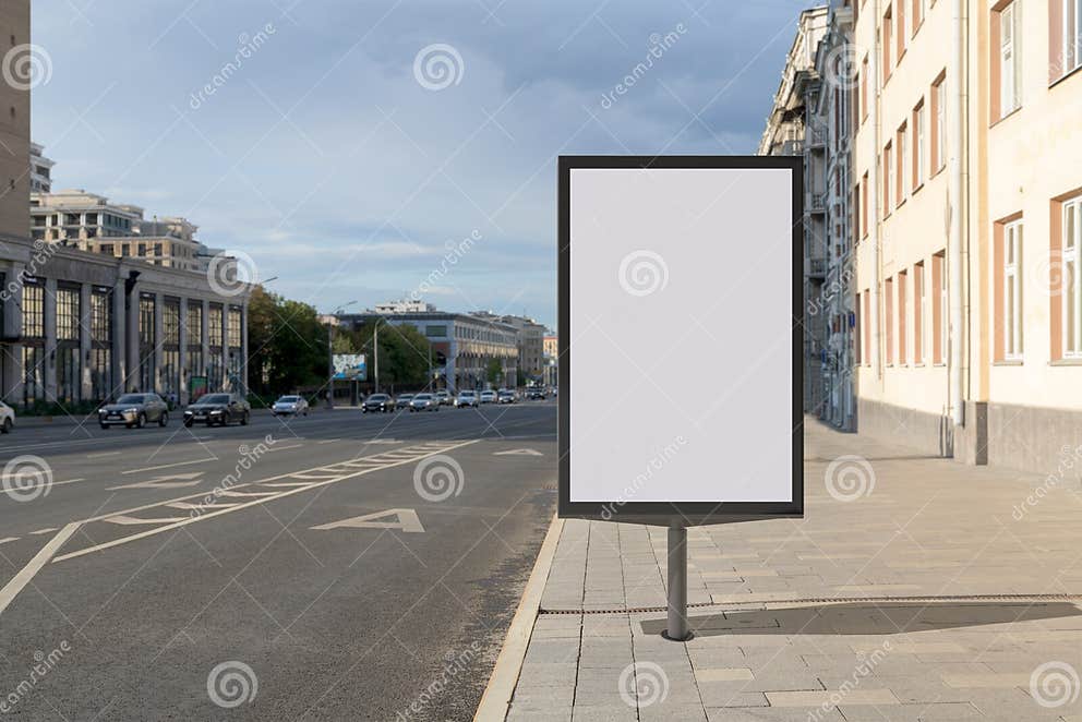 Panneau D'affichage De Rue Se Moquer Image stock - Image du affiche ...