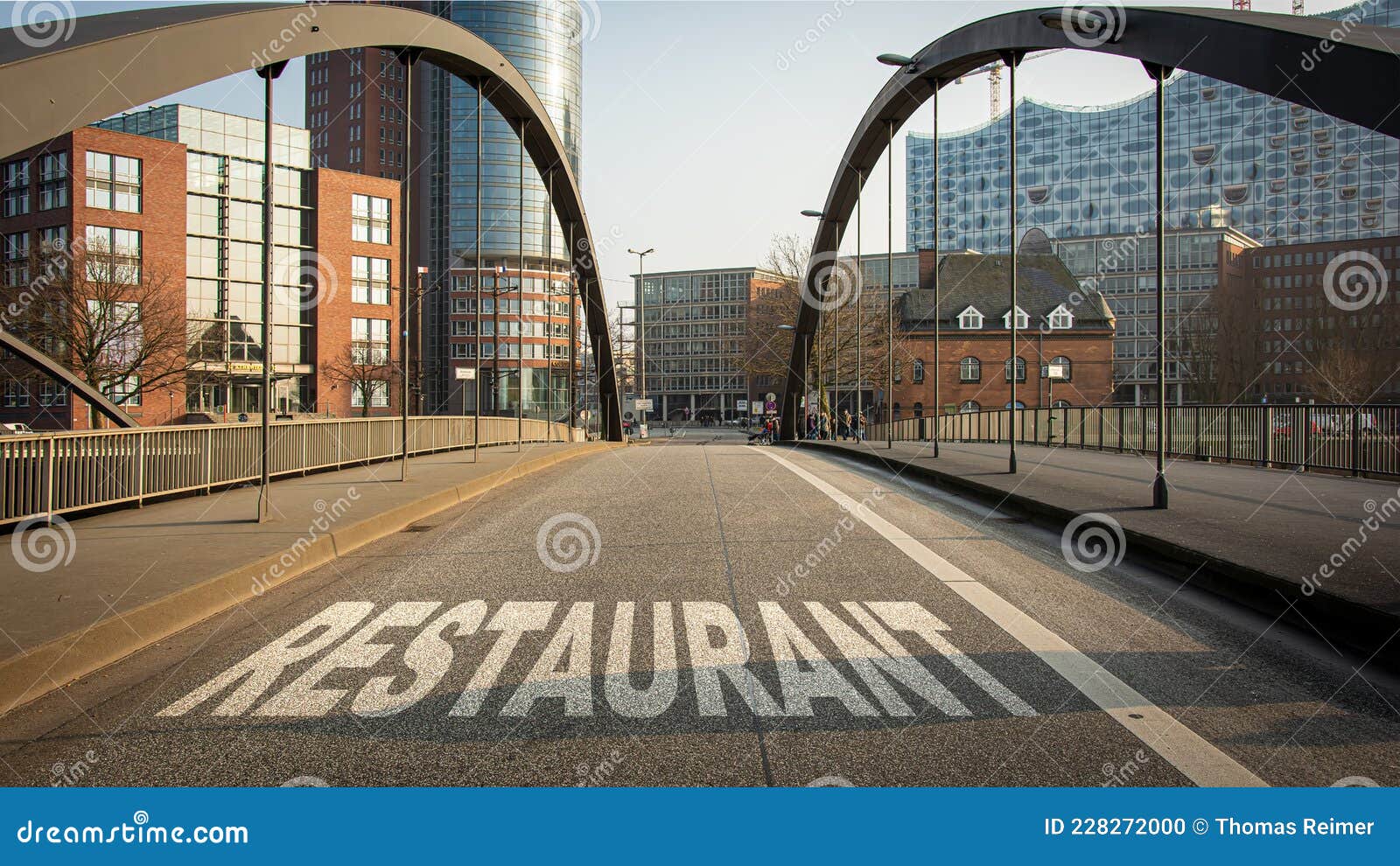 Panneau De Rue Au Restaurant Photo stock - Image du local, restaurant ...