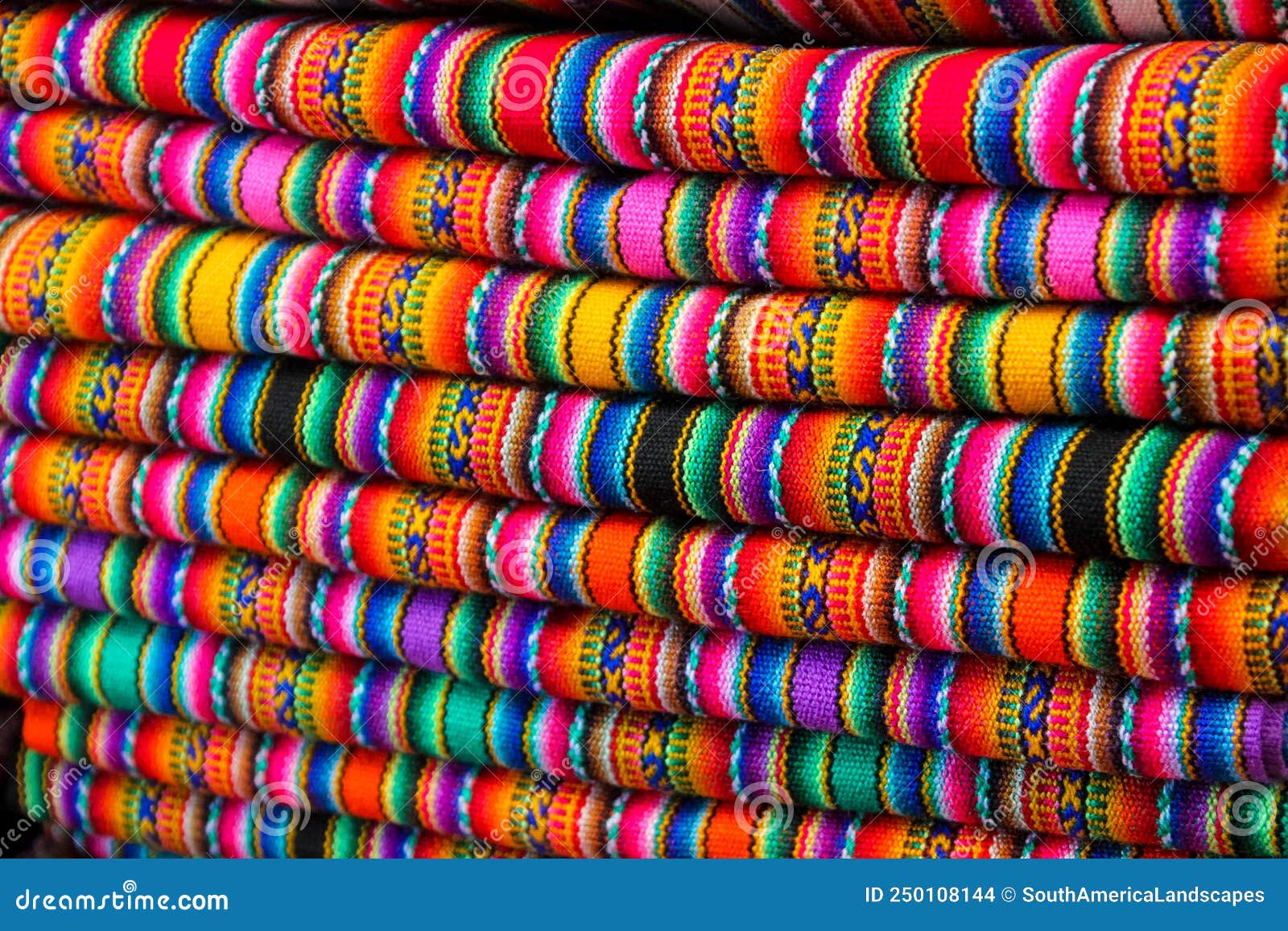 Pano Colorido Tradicional Peruano Foto de Stock - Imagem de escova ...