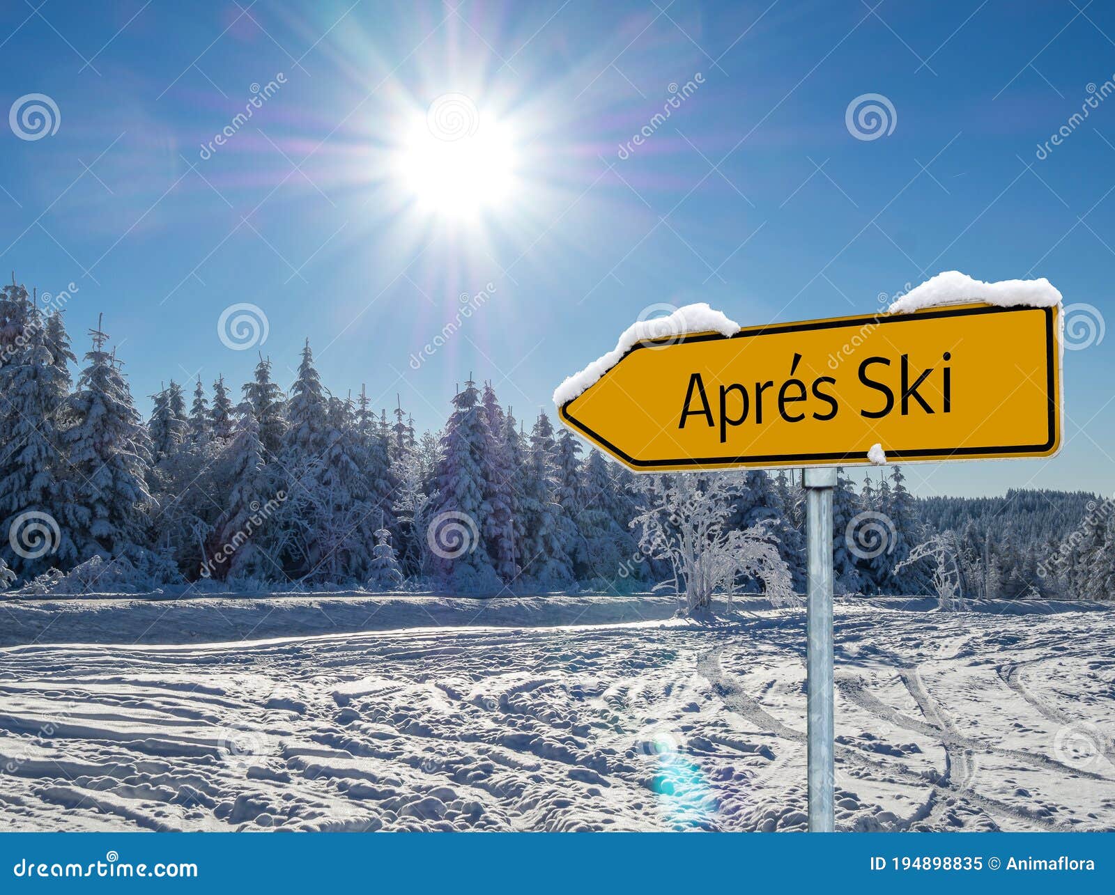 Panorama Apres Ski Arrow Sign Shield Stock Image - Image of mountains ...