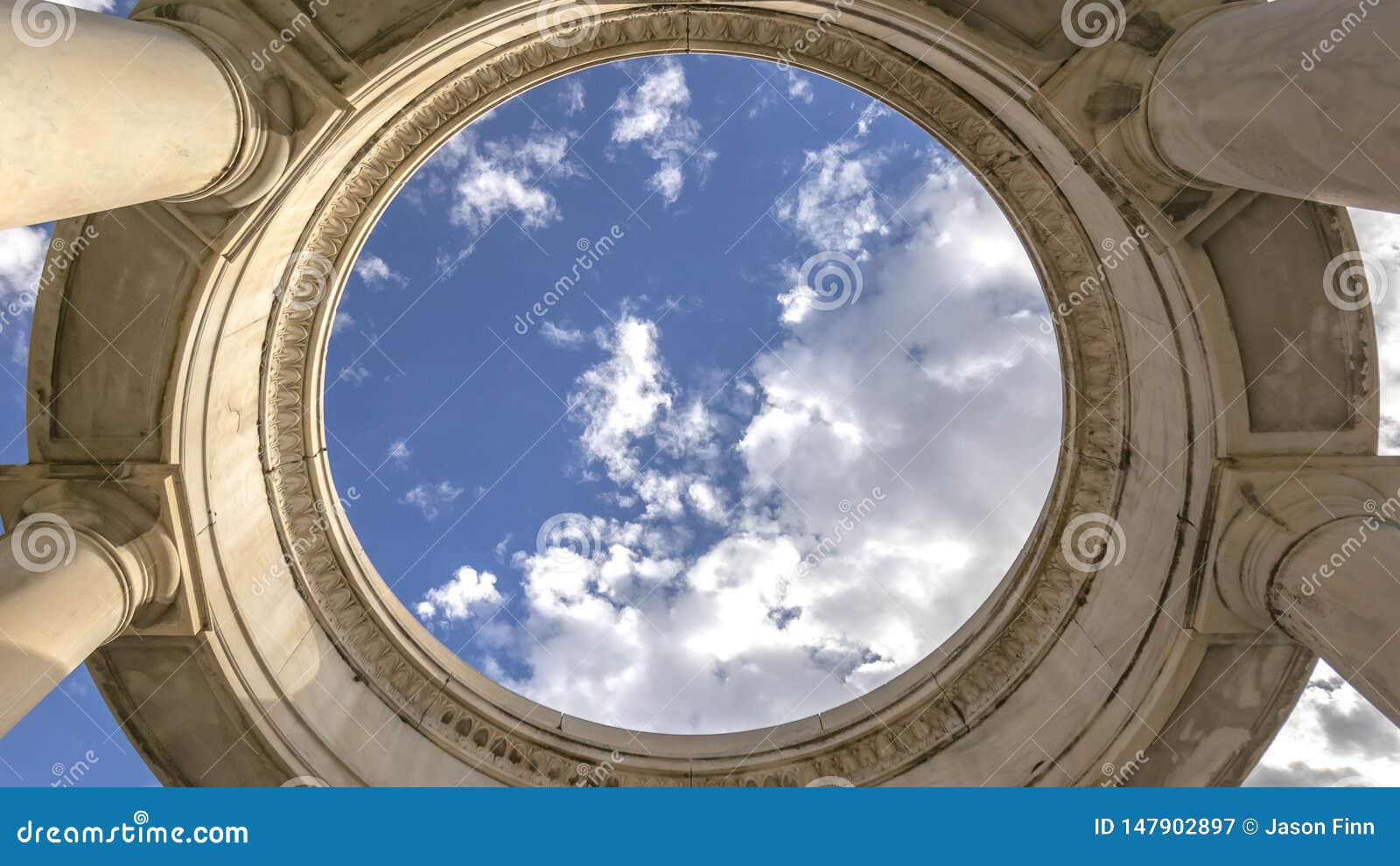 Panorama Circular Pool And Fountain Reflecting The Historic Utah State ...