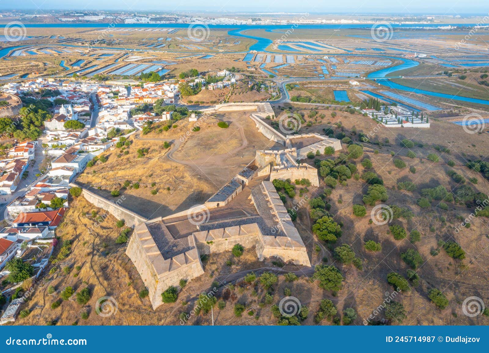 Panorama Da Cidade Portuguesa Castro Marim Imagem de Stock - Imagem de ...
