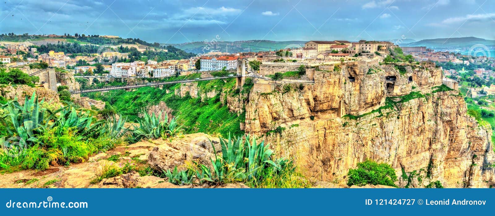 Panorama De Constantine, Une Ville Importante En Algérie Image stock - Image du algérien ...