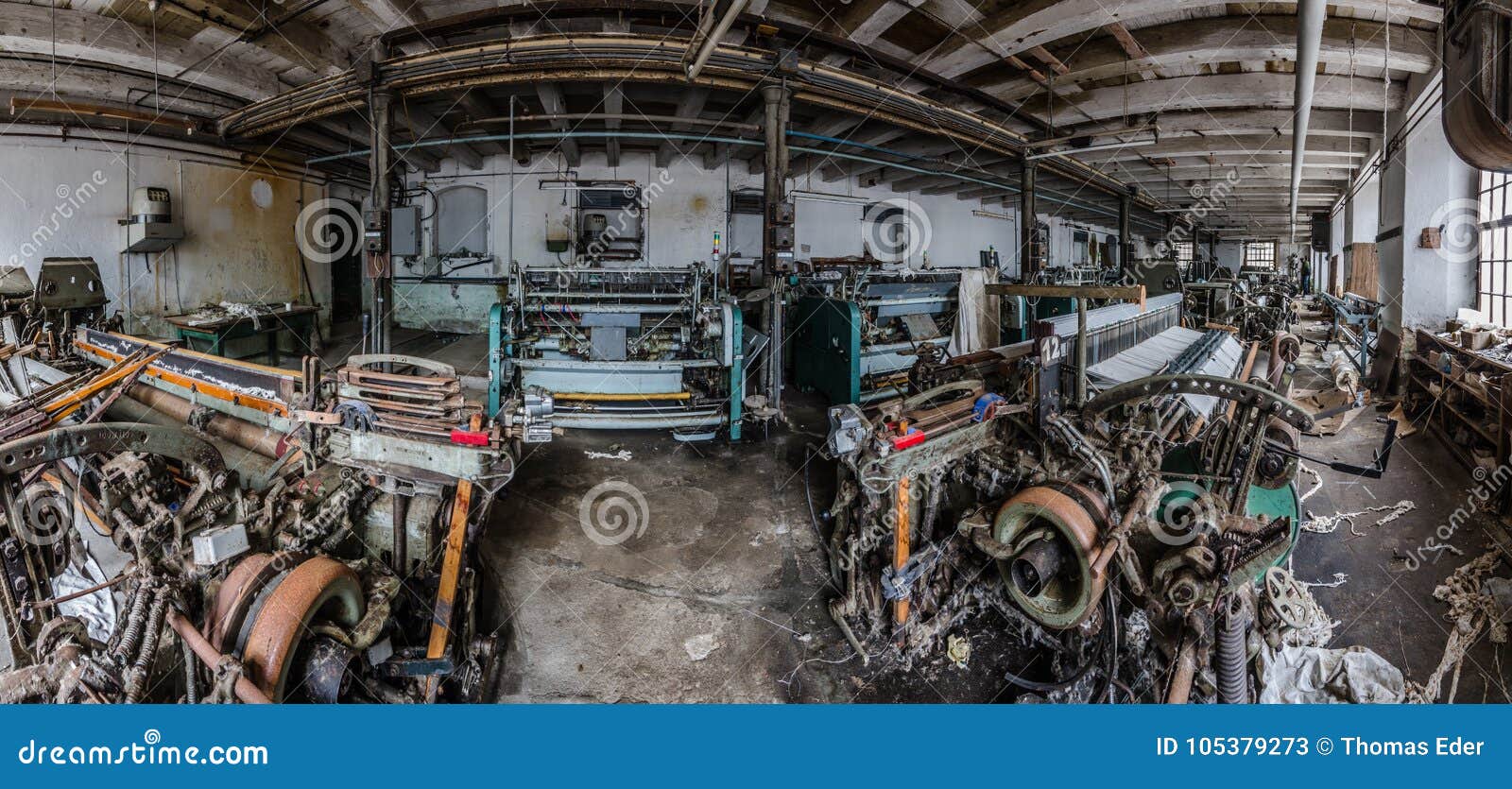 Panorama de la hiladora imagen de archivo. Imagen de olvido - 105379273