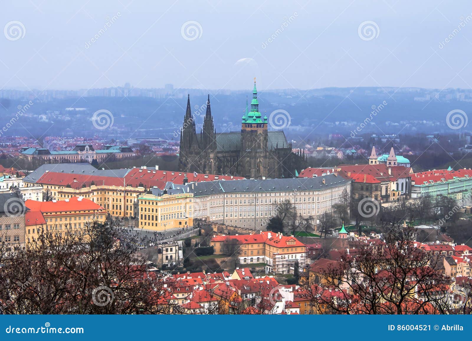 Panorama De Praga E Do Castelo De Praga Imagem de Stock - Imagem de ...