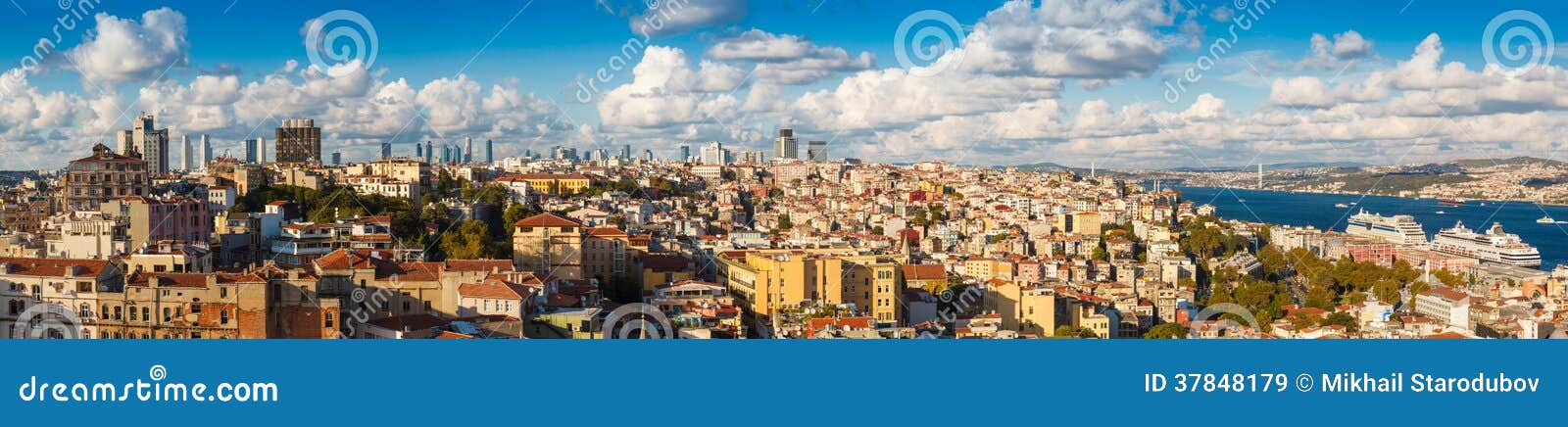 Panorama in Istanbul, Turkey Stock Image - Image of blue, roof: 37848179