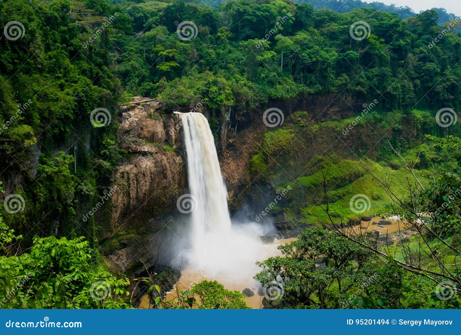 Panorama of Main Cascade of Ekom Waterfall at Nkam River, Cameroon ...
