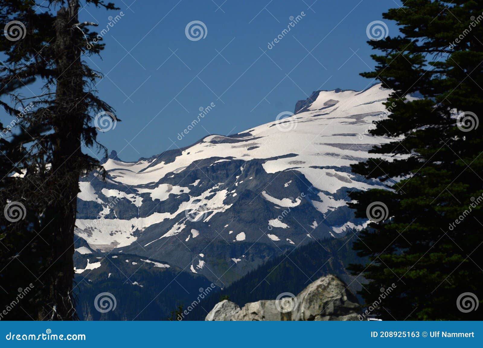 Panorama of Mount Hood Volcano in the Cascade Range in Oregon Stock ...