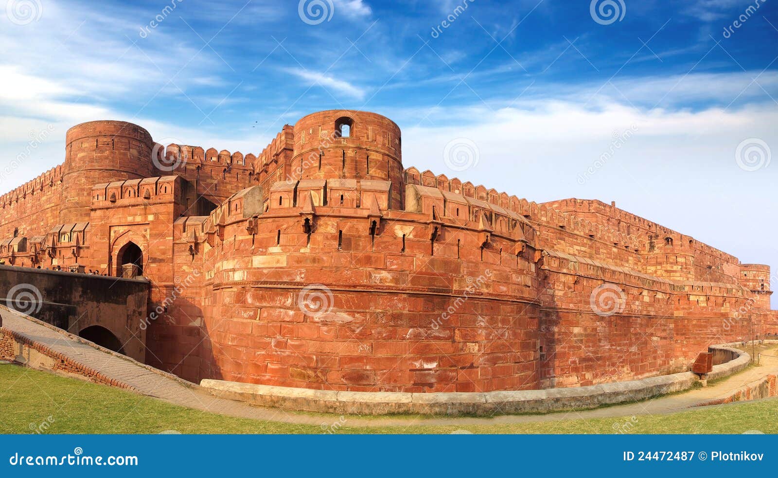 Panorama of the Red Fort in Agra, India Stock Image - Image of indian ...