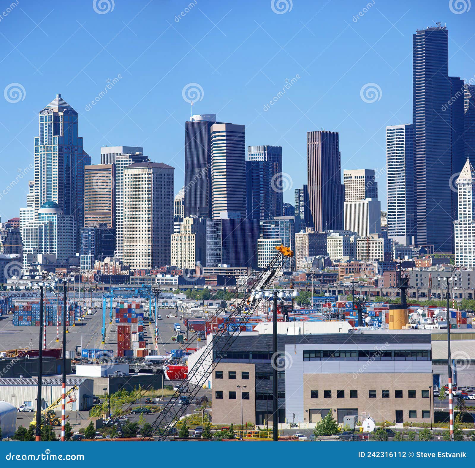 Panorama - Seattle Waterfront Skyline Editorial Photography - Image of ...