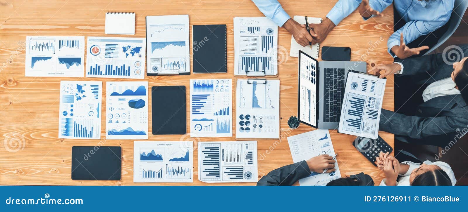 Panorama Top View Analyst Team Use BI Dashboard for Data Analysis ...