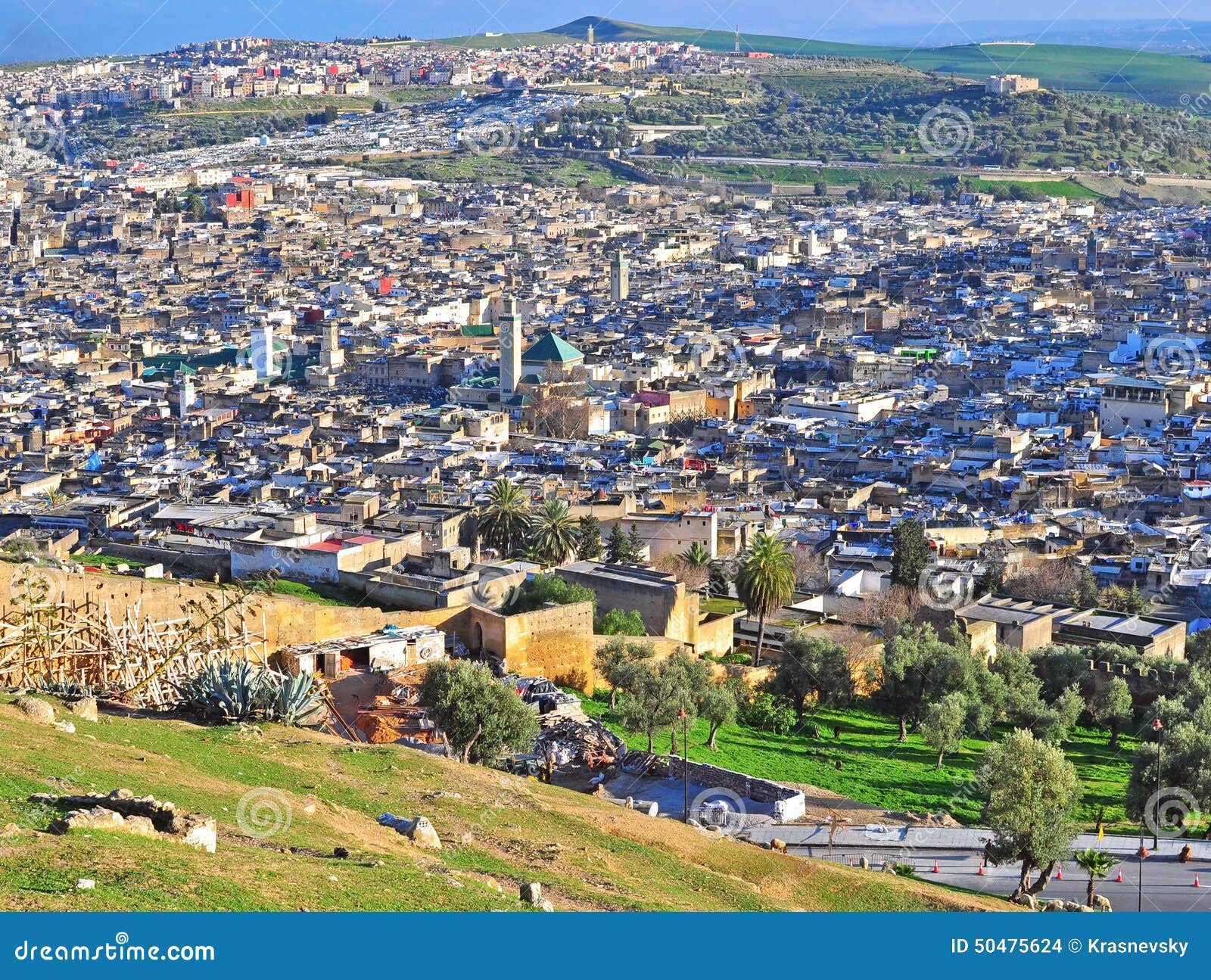 Panorama von FES, Marokko stockfoto. Bild von über, horizont - 50475624