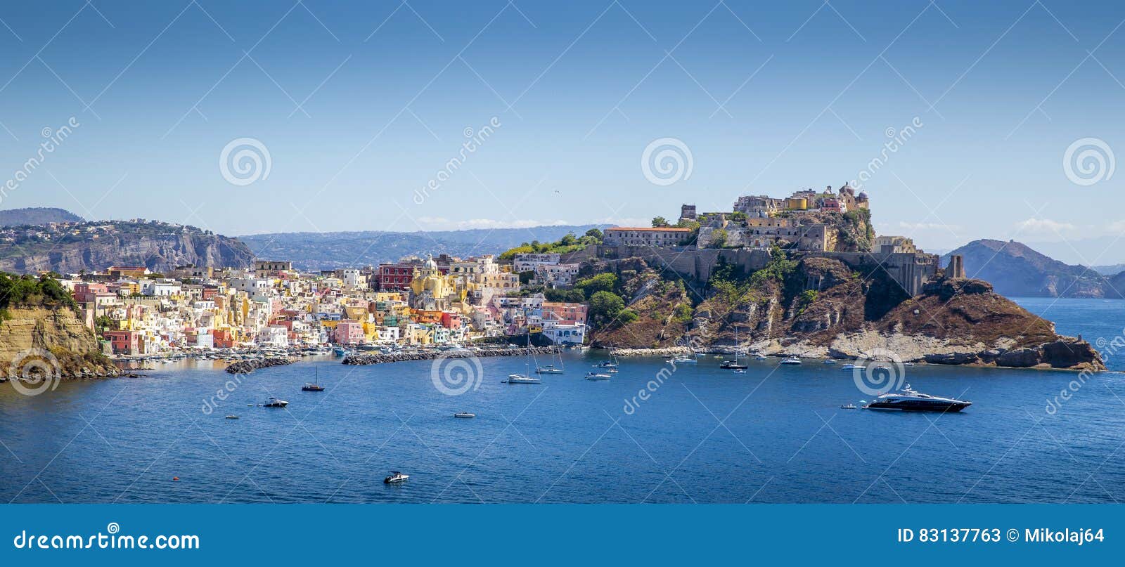 Panorama Von Procida-Insel, Italien Stockbild - Bild von zieleinheit ...