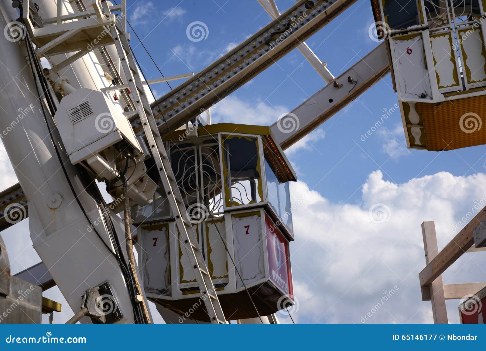 The Panoramic ( Ferris) Wheel and Cabins Editorial Photography - Image ...