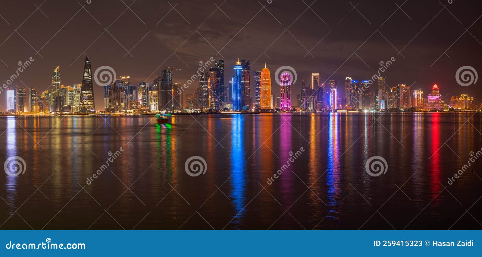 Panoramic Doha Sky Line Qatar Editorial Stock Photo - Image of corniche ...