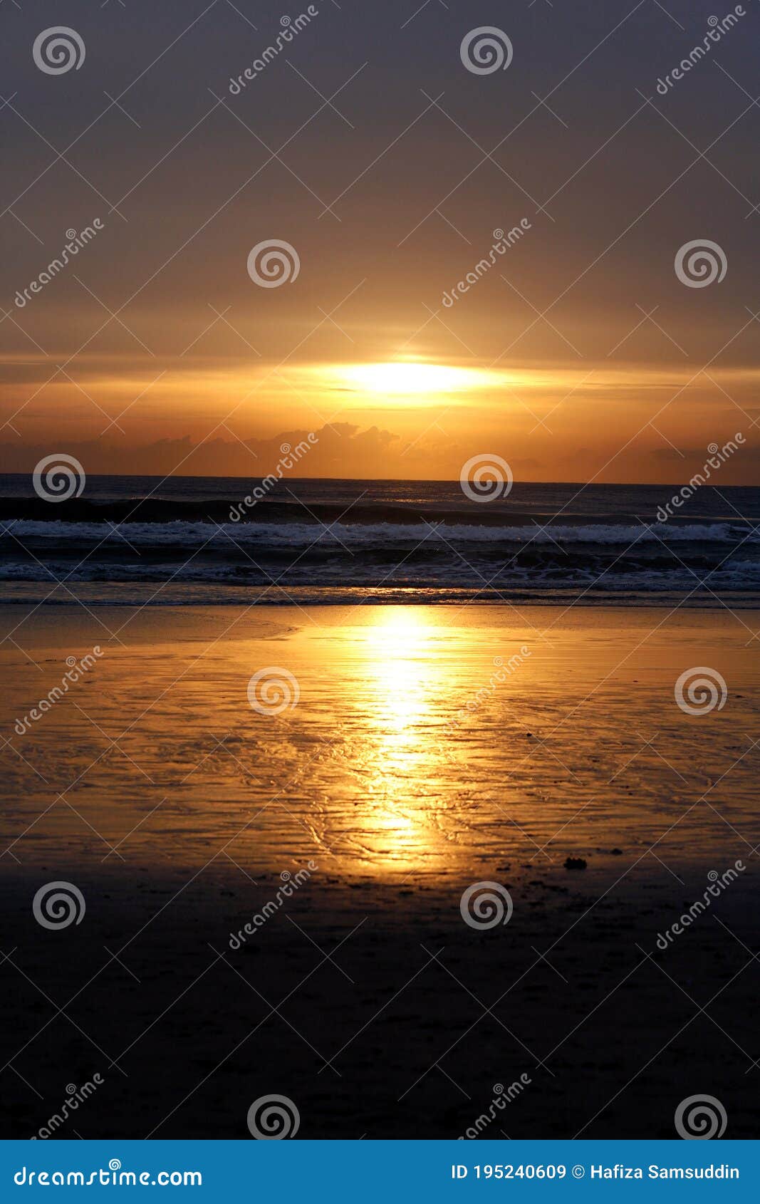 Panoramic sunset scenery stock image. Image of pacific - 195240609