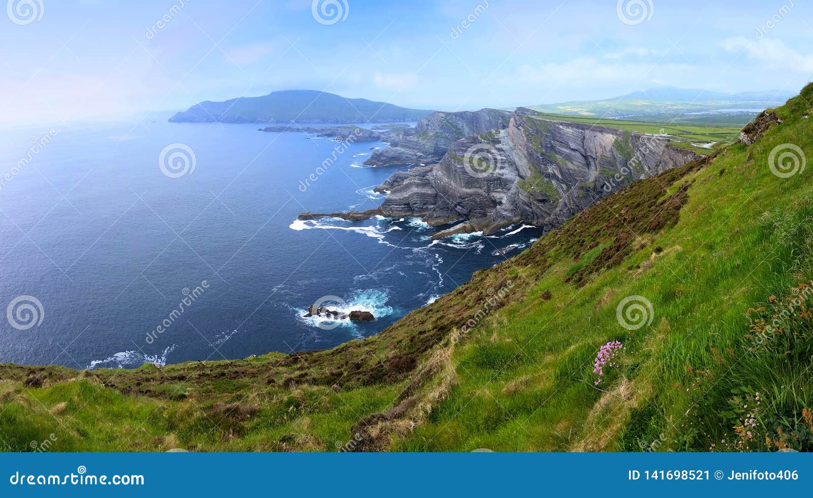 The Kerry Cliffs Along The Ring Of Kerry On The Wild Atlantic Way ...