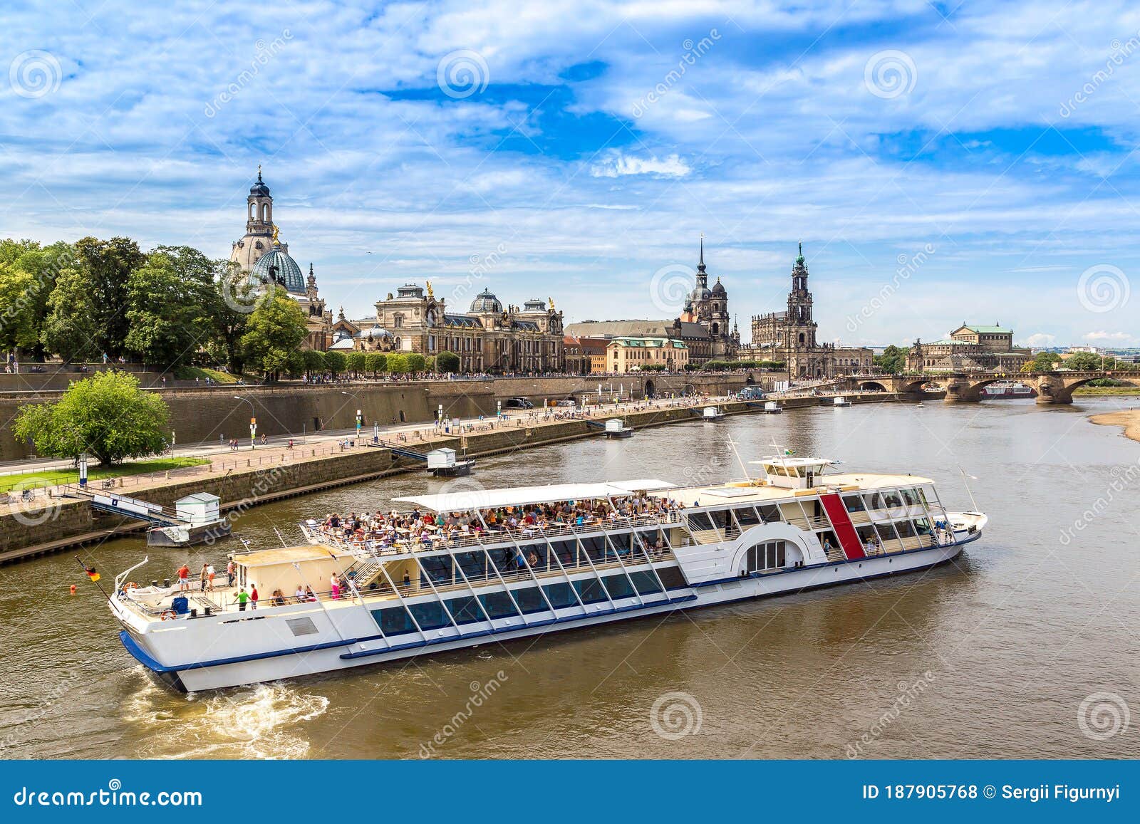 Panoramic view of Dresden stock photo. Image of dresden - 187905768