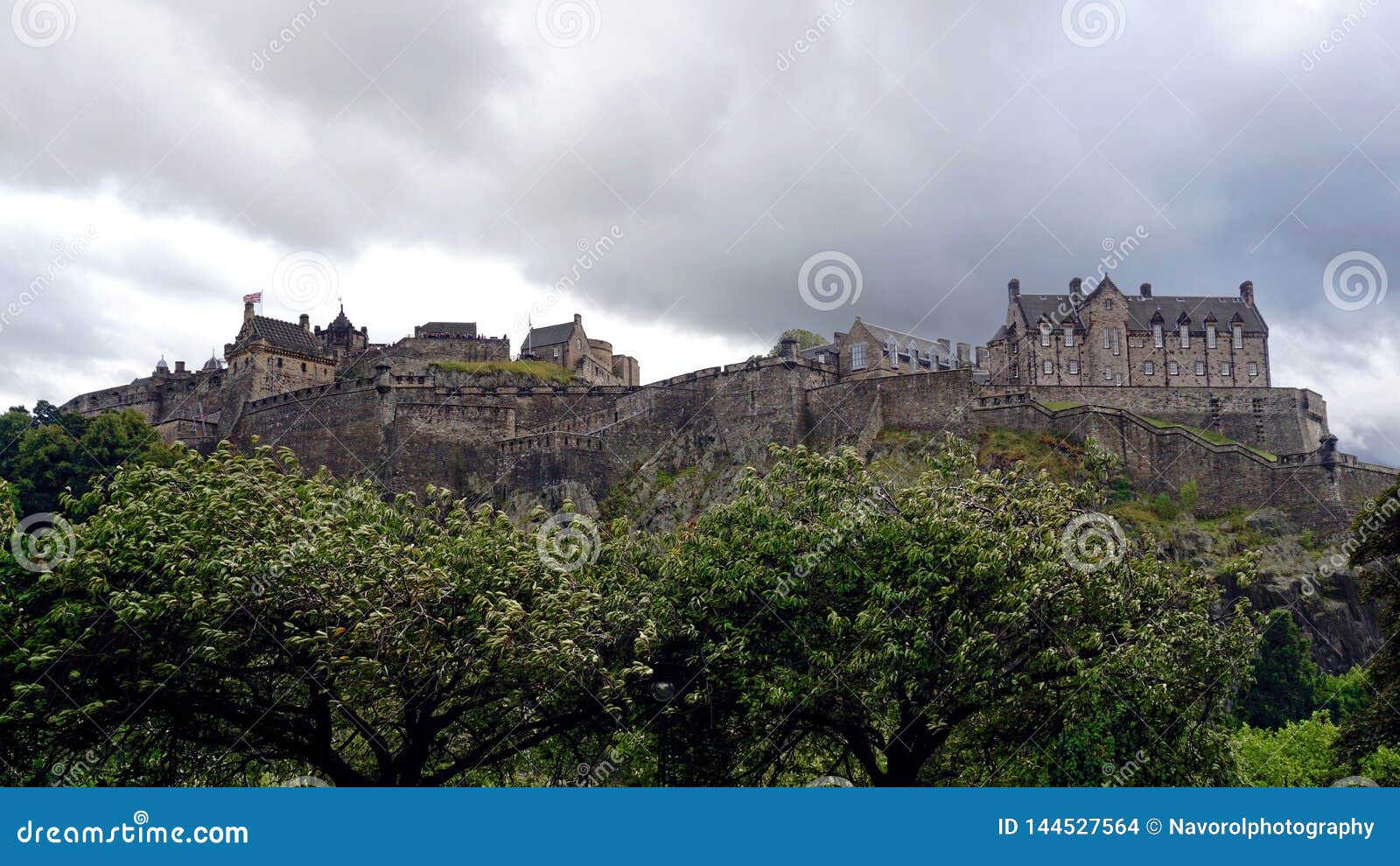 Panoramic View of Edinburgh Castle Stock Photo - Image of city, capital ...