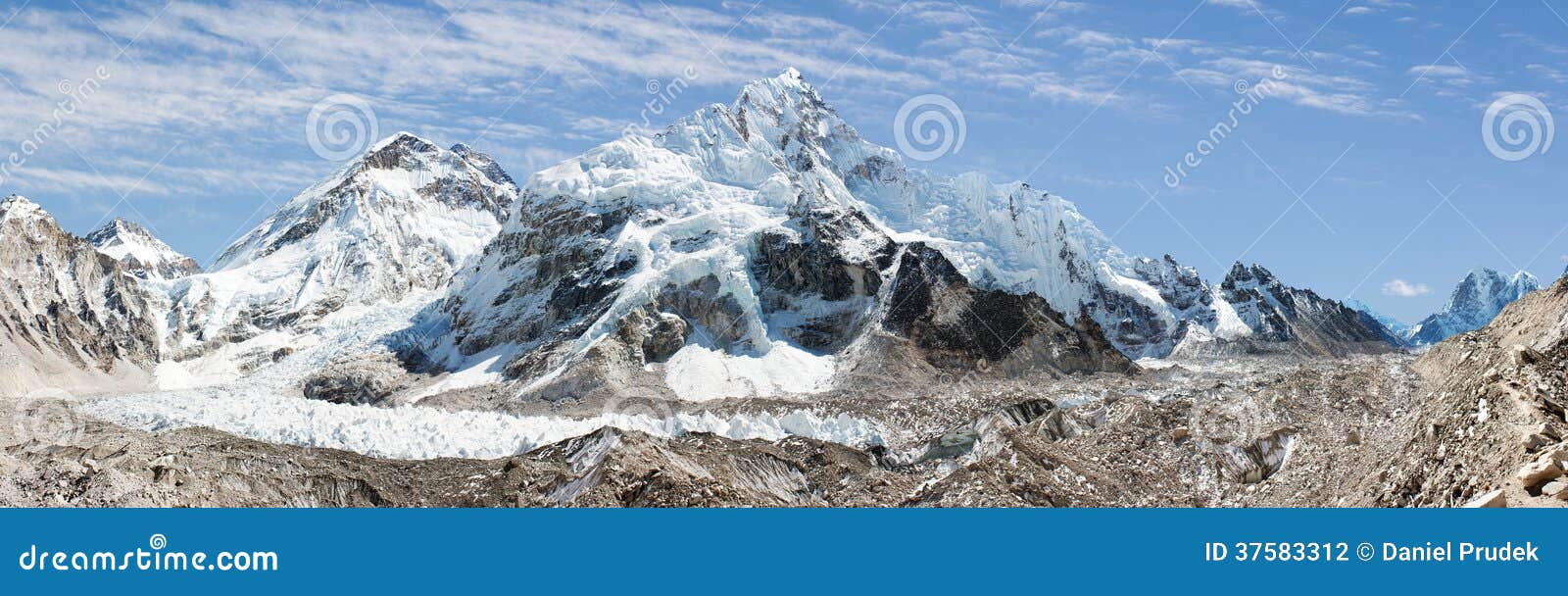 Panoramic view of Everest stock photo. Image of landscape - 37583312