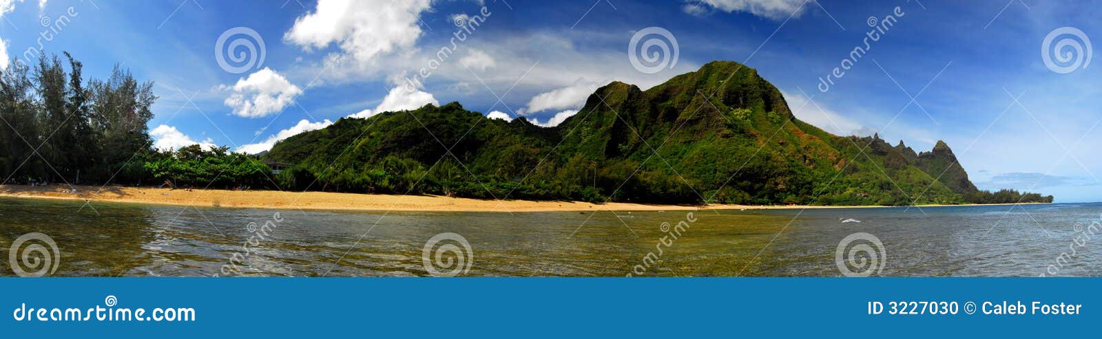 Panoramic view in Hawaii stock photo. Image of outdoors - 3227030
