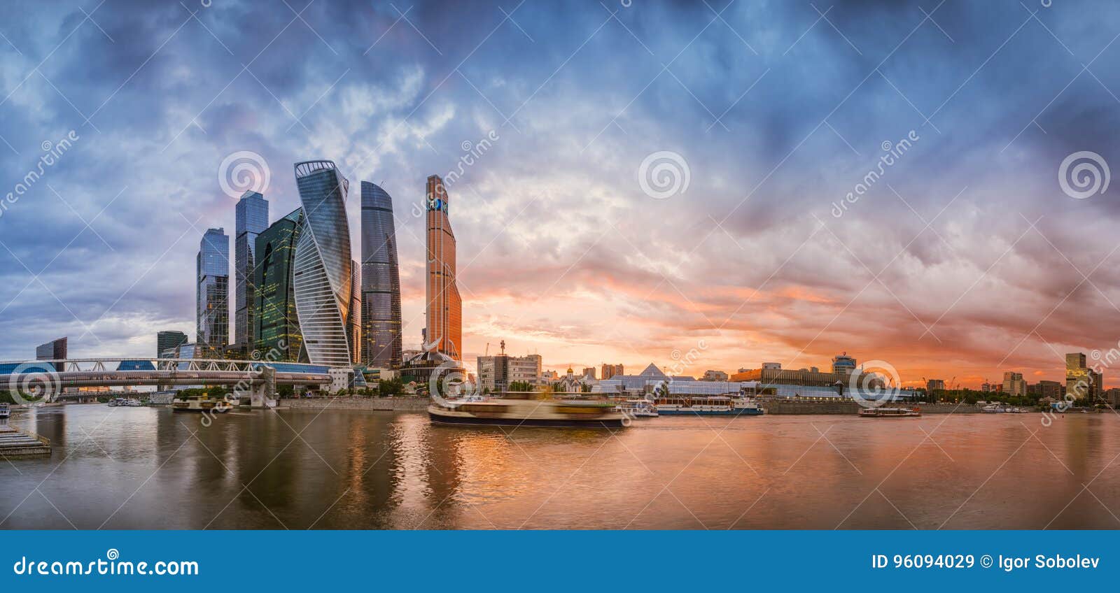 Panoramic View of Moscow-city Cloudy Evening Editorial Stock Image ...