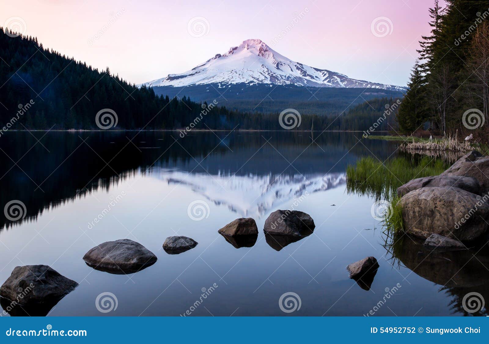 Panoramic view of Mt.Hood stock photo. Image of nature - 54952752