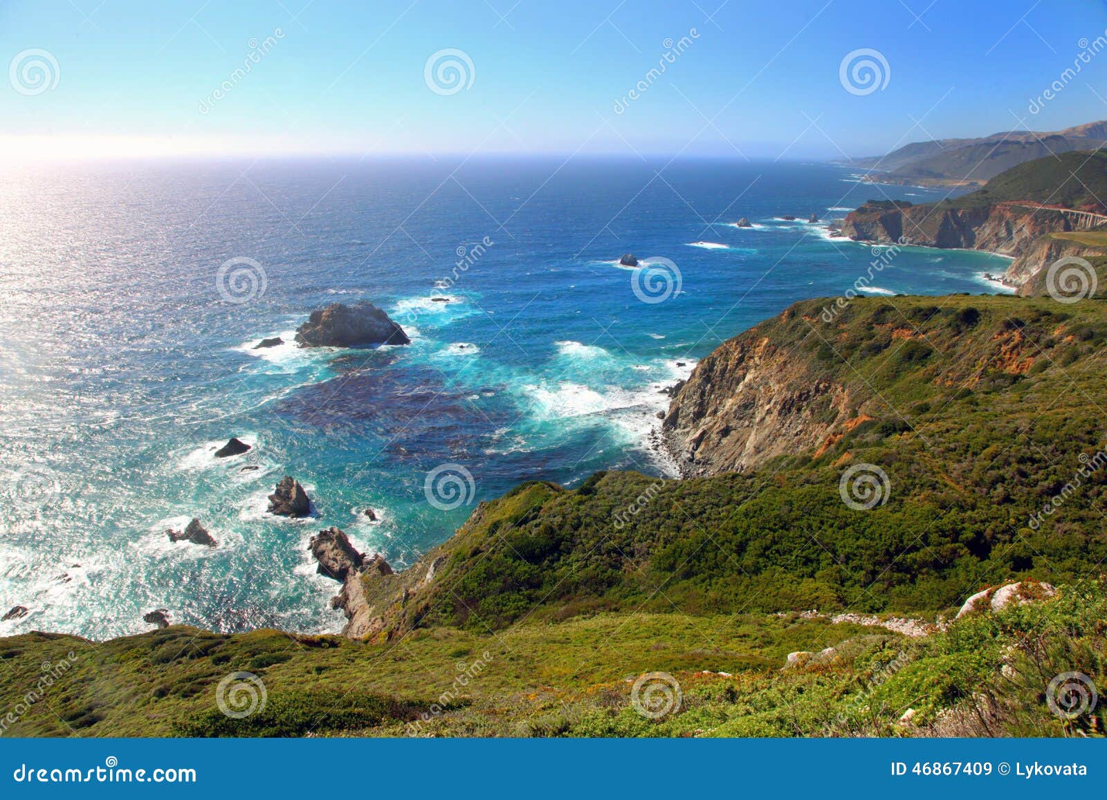 Panoramic View of Pacific Coast Stock Image - Image of coast, green ...