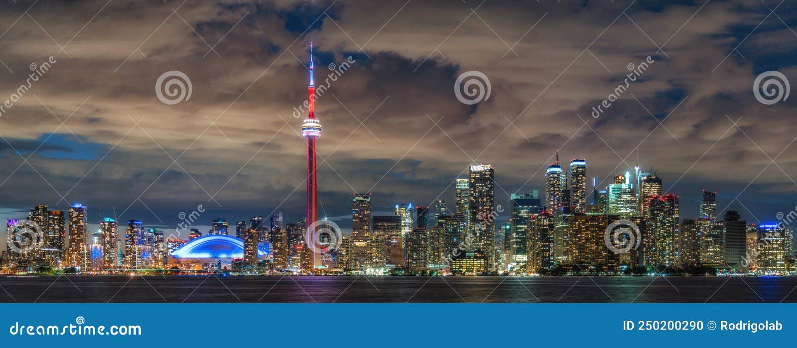 Panoramic View of Toronto Skyline at Night, Toronto, Ontario, Canada ...