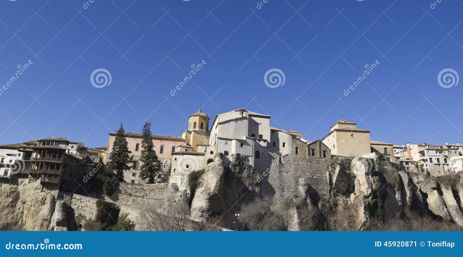Panoramico Di Cuenca, Spagna Immagine Stock - Immagine di antico, case ...